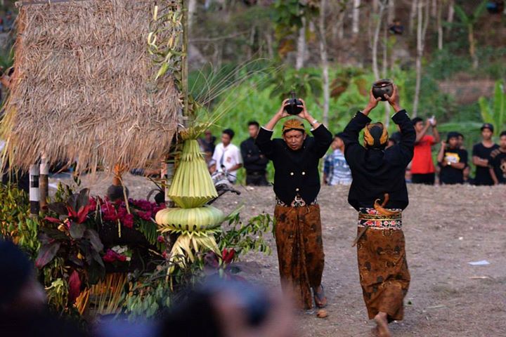 Prosesi Upacara Ceprotan. (Foto : Doc Info Pacitan) | Pacitanku